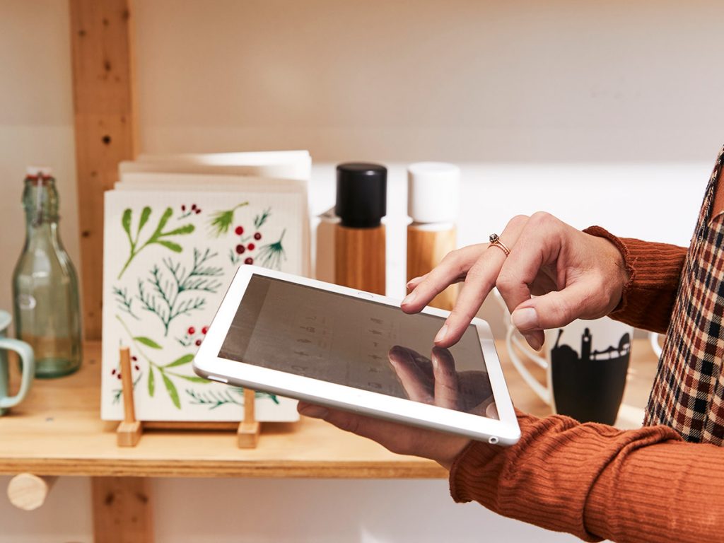 iPad POS System for Retail & Restaurant | Lightspeed POS